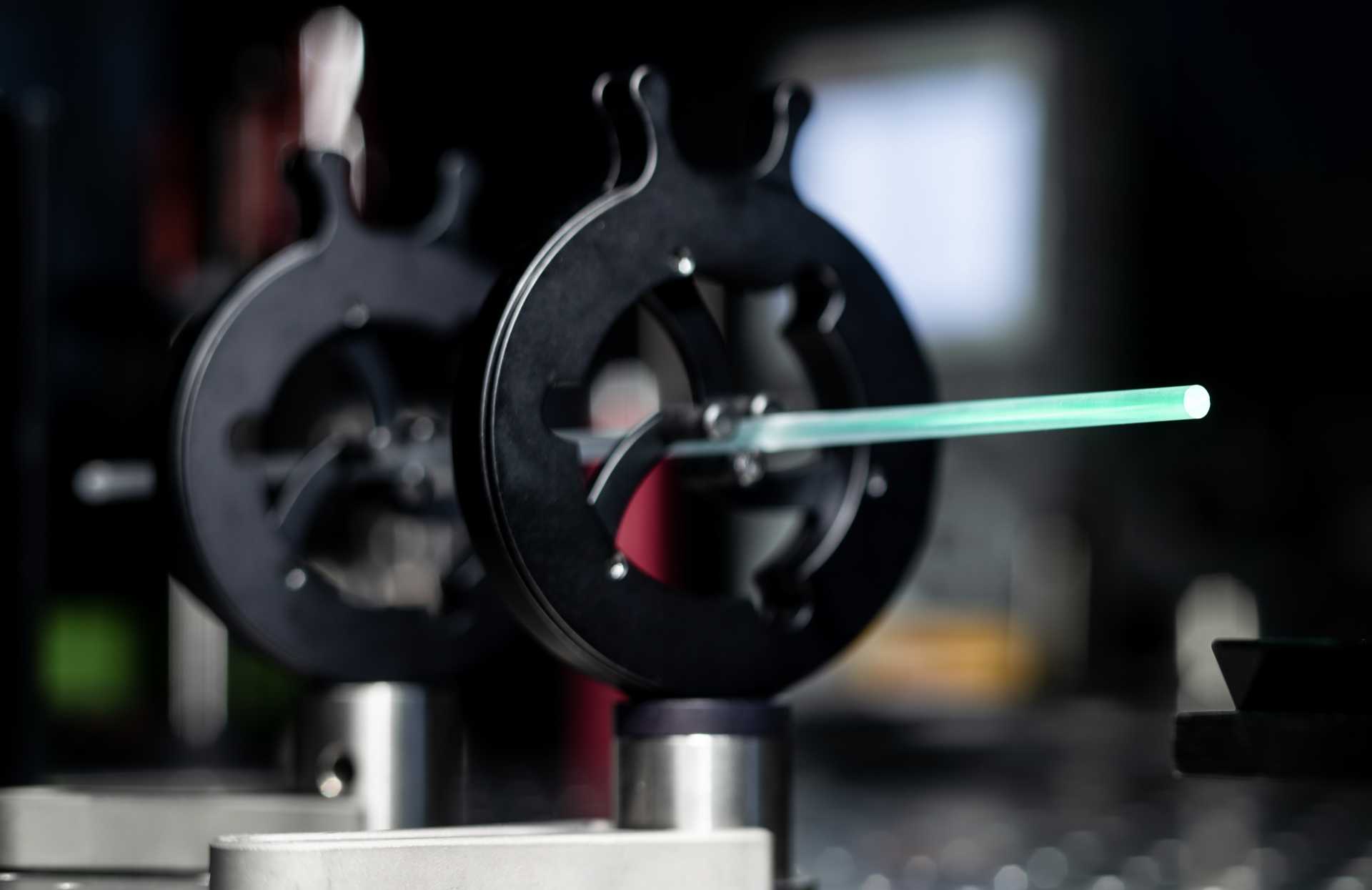 Physik News | Neuer Meilenstein in der Laserkühlung: Rekordkühlung von ...